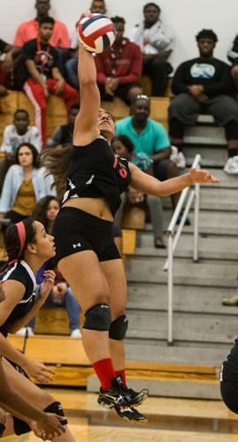 VOLLEYBALL: Heights' Cosme serves up a win against Yoe | Harker Heights ...
