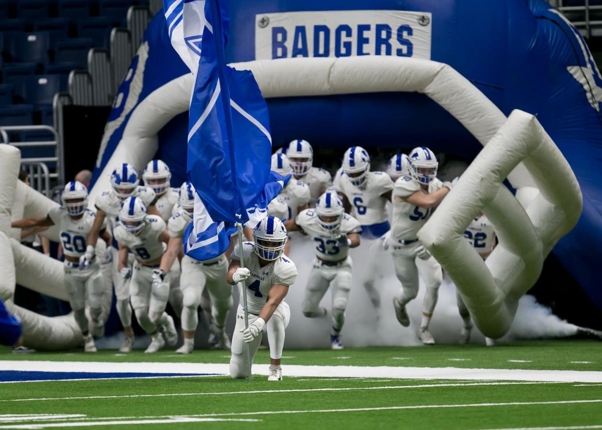 BEST ACE SCENARIO: QB helps Badgers match season scoring high in ...