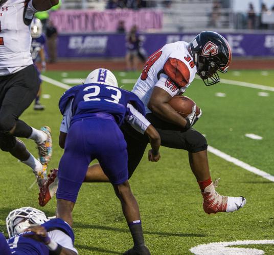 Tillis, Knights convert late 4th down to hold off Elgin 27-21 | Harker ...