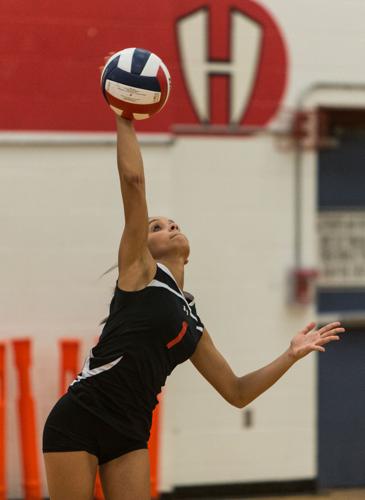 VOLLEYBALL: Heights' Cosme serves up a win against Yoe | Harker Heights ...