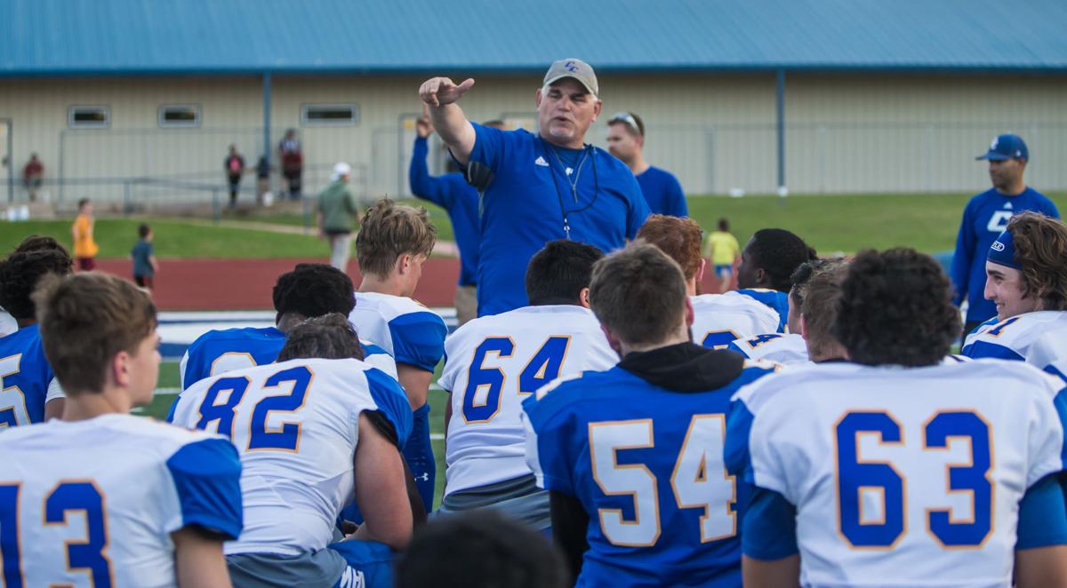 FOOTBALL: White Team tops Blue 21-7 in Copperas Cove’s spring game ...