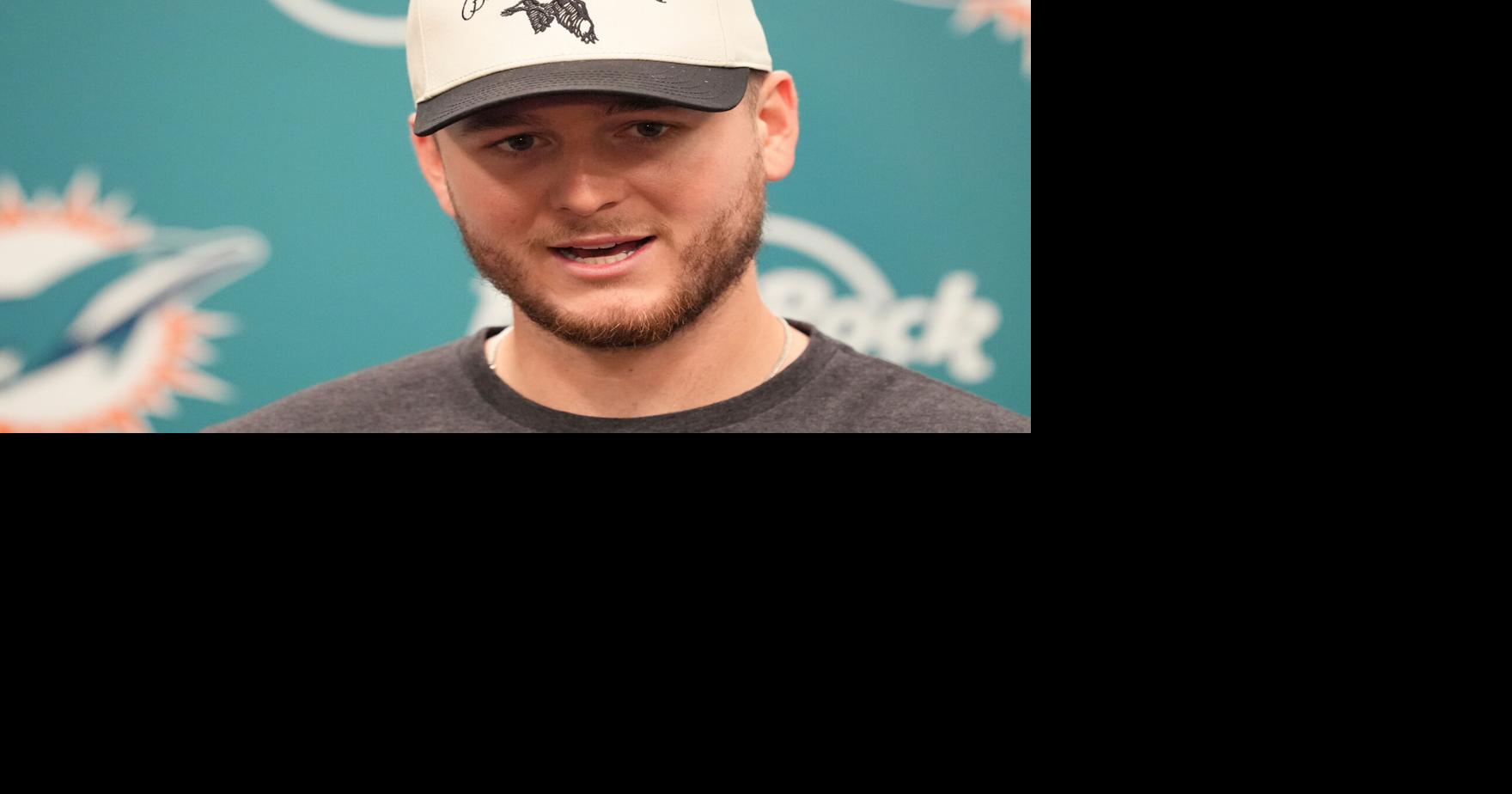 Quinn Ewers likely to remain Dolphins' starting QB for final 2 games of ...