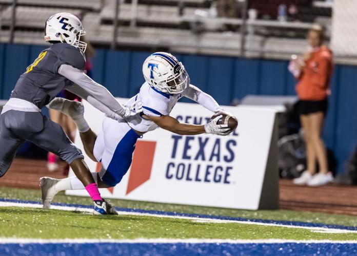 Wildcats rough up Bulldawgs 55-21 in 12-6A opener | Copperas Cove ...