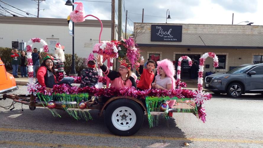 Nolanville holds holiday parade | Community | kdhnews.com