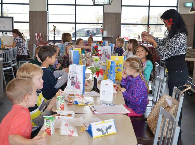 Williams/Ledger students get Hummer limo ride, Chick-fil-A lunch ...