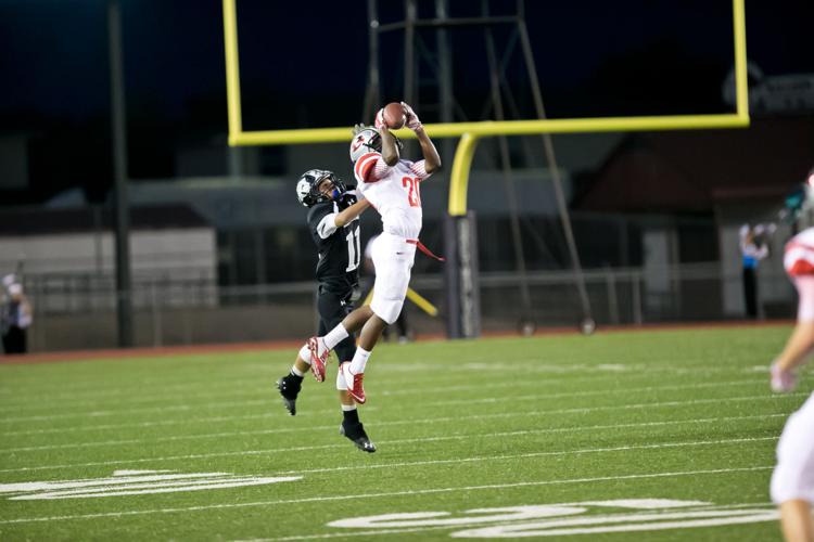 Dynamic Derrick: Shoemaker’s Thomas runs for 372 yards, scores six ...