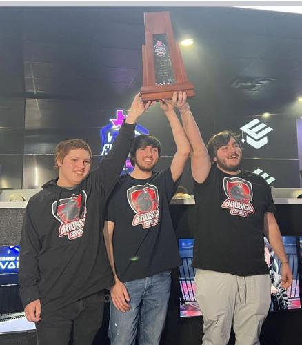 Lake Belton esports team wins state championship | News | kdhnews.com