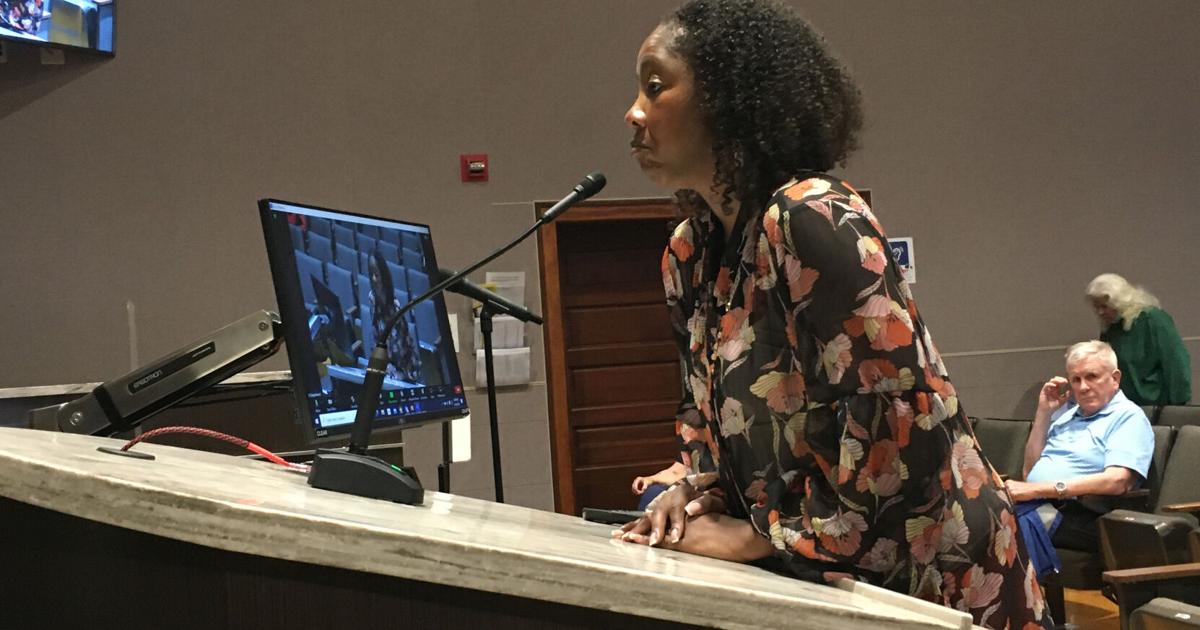 Killeen City Council Considers Adding A Closed Captioning System To