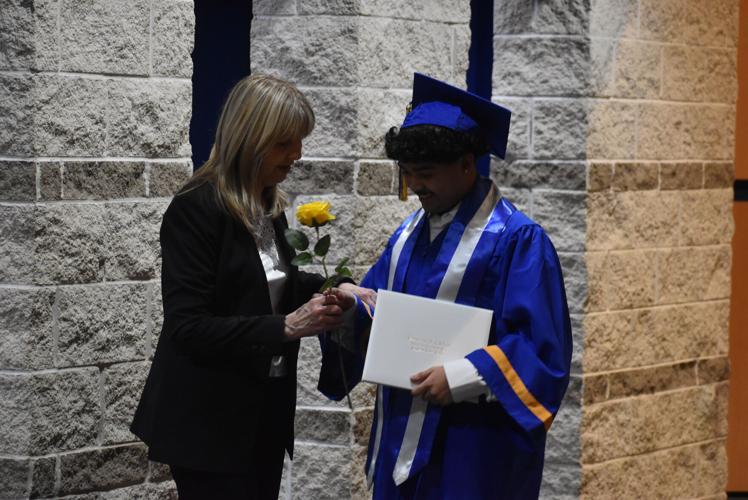 48 complete high school diplomas from Crossroads High | Copperas Cove ...