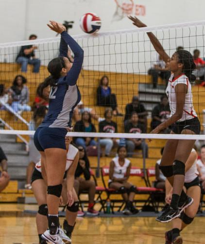 Great Scott! Nolan 7A wows in football debut | Future Stars | kdhnews.com