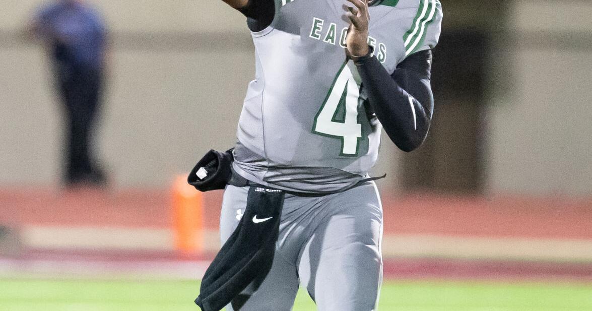 Ellison's record-setting Sidney Holland named 10-5A-D2 Offensive Player ...