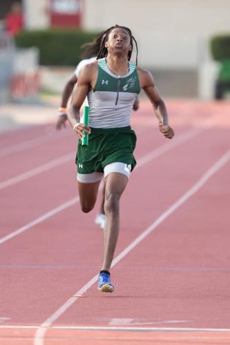 Carranza, Turner-Smith help Ellison cruise to 16-5A boys track ...