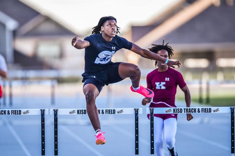 Shoemaker boys win 8 of 17 events to defend 22-5A track crown ...