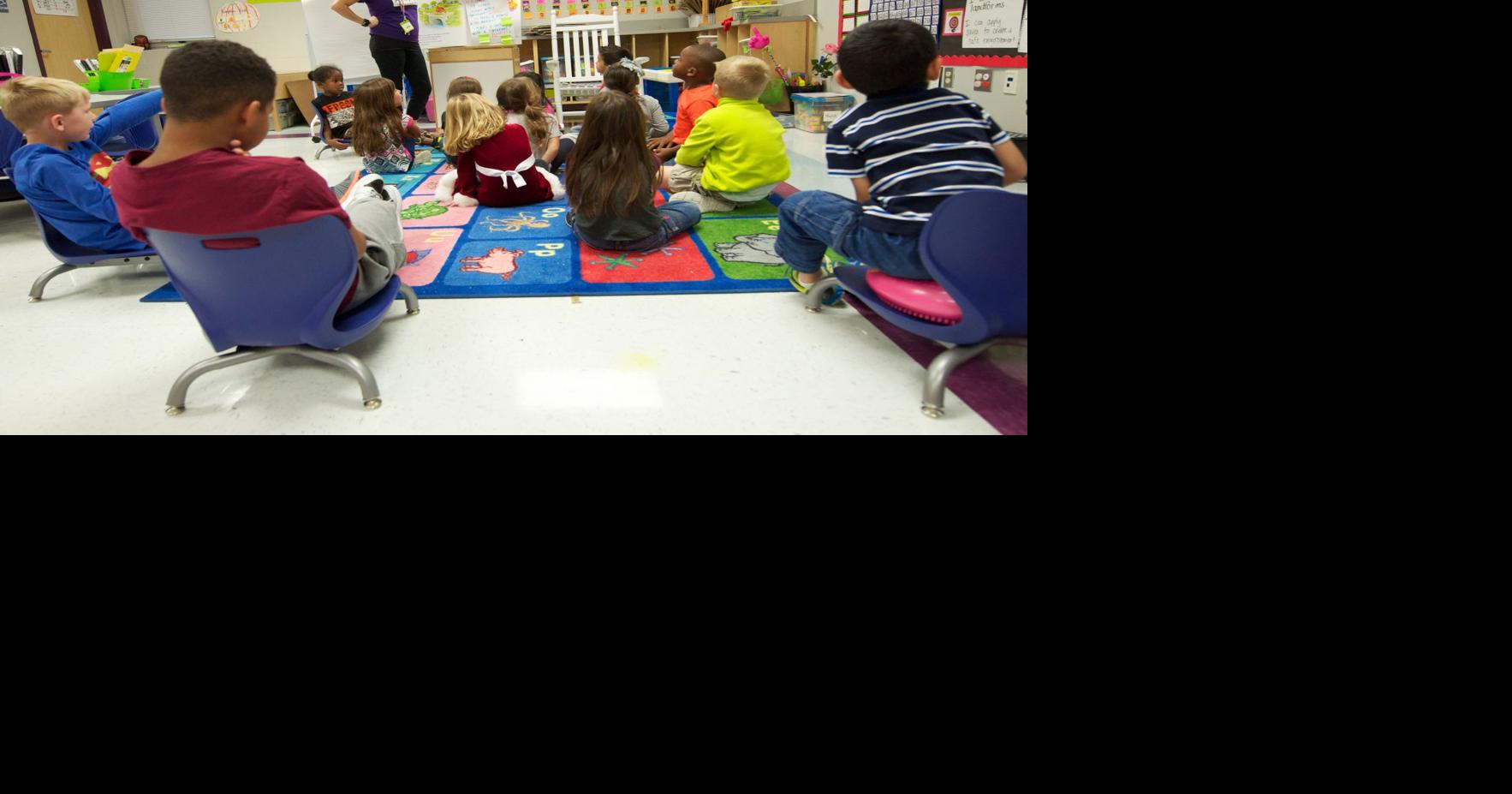 Cavazos Elementary students try out new educational furniture | Harker ...