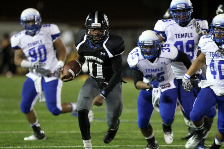 Wildcats take control in second half, beat Shoemaker 37-27 in 8-5A ...