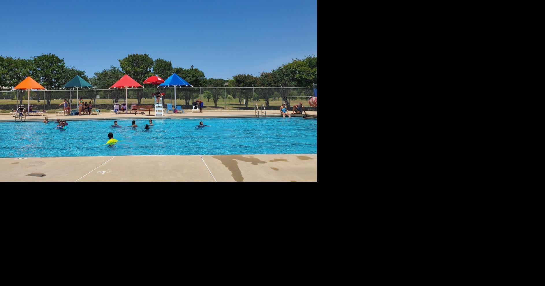 Hot weather draws crowd to Carl Levin Pool as season opens | Harker ...