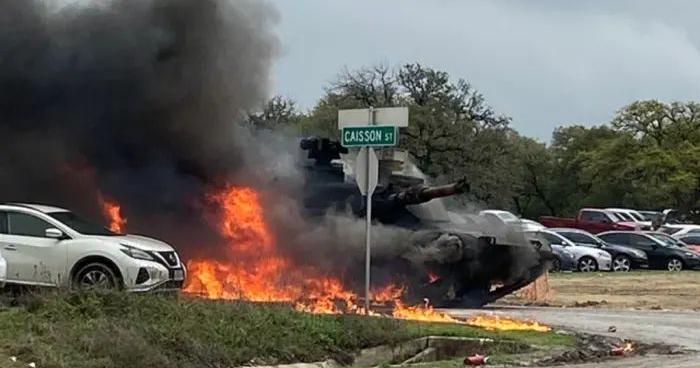 Abrams tank catches fire outside of motor pool on post | Military ...