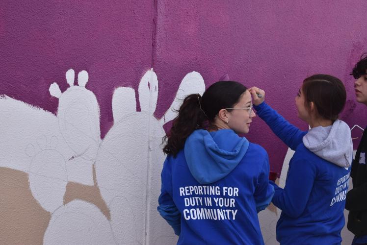 Volunteers paint mural in honor of solar eclipse | Copperas Cove Herald ...