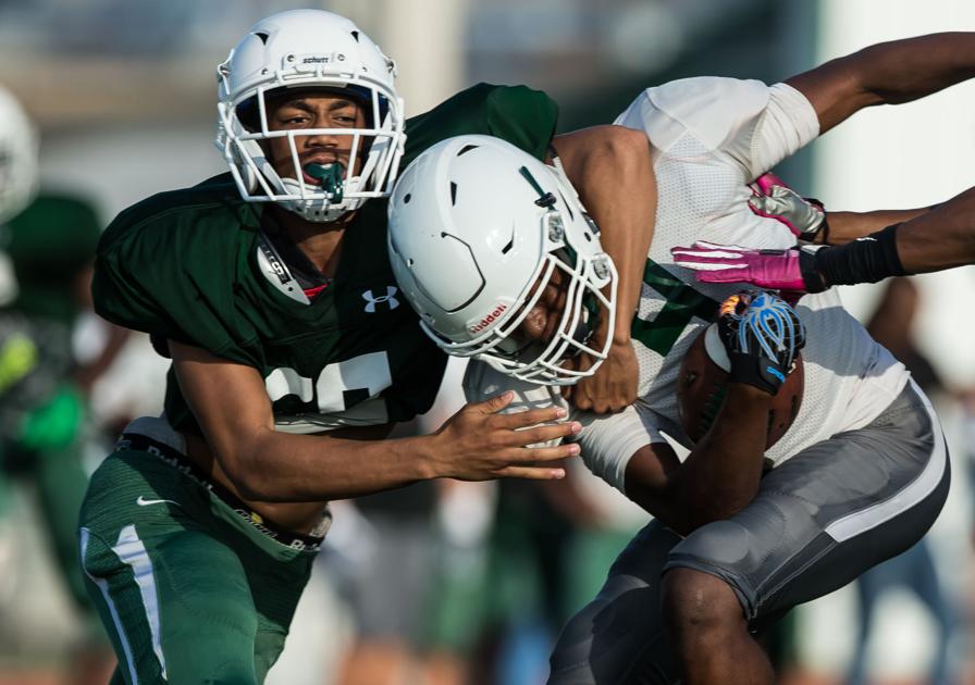 FOOTBALL: Ellison offense shines in 43-6 victory in spring Green-White ...