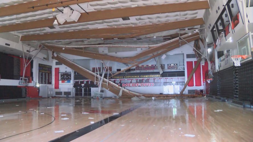 PHOTO GALLERY: Gym roof collapses at North Medford High School | Top ...