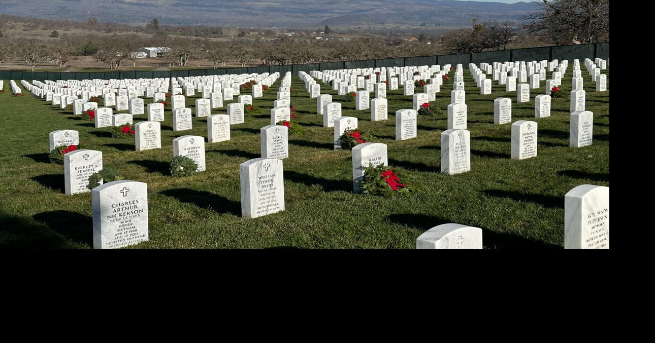 Wreaths honor veterans at Eagle Point National Cemetery | Local | kdrv.com