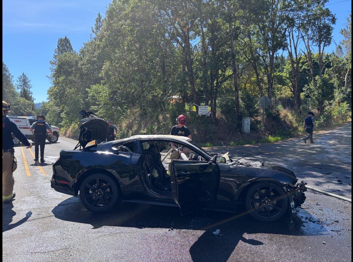 Two-car crash sparks fire in Grants Pass, shutting down highway | Top ...