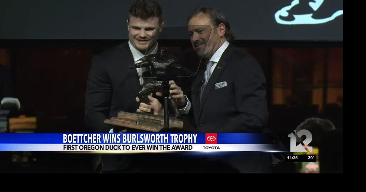 Bryce Boettcher wins 2024 Burlsworth Trophy | Video | kdrv.com