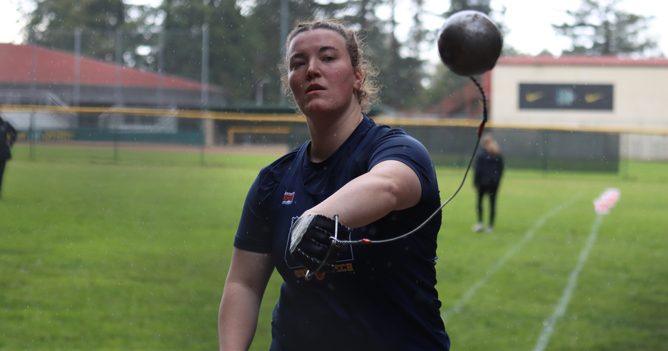 Mull sets school record in Hammer at Raider Invite | Sports | kdrv.com