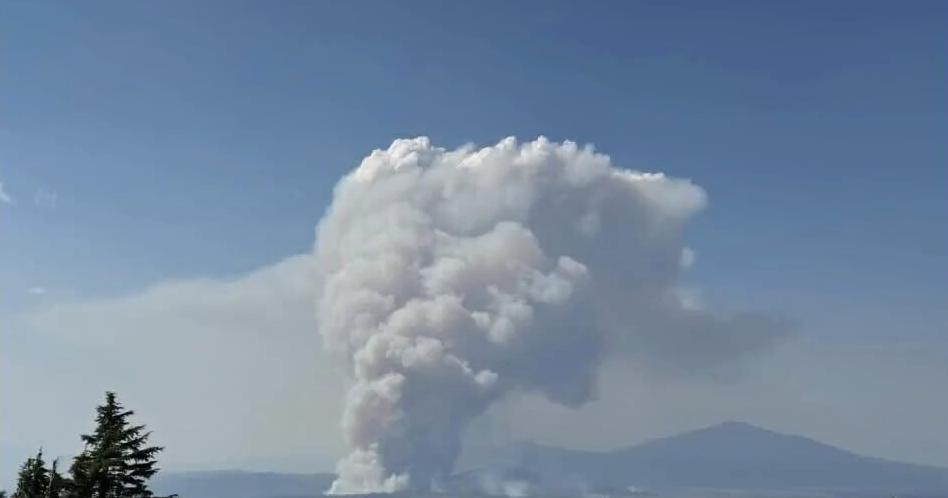 Middle Fork Fire 5,286 acres, 70% contained | FireWatch | kdrv.com