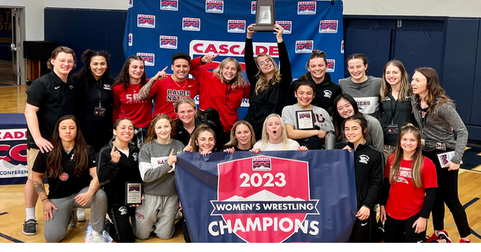 Raiders Bring Home 1st Cascade Conference Championship | Sports | kdrv.com