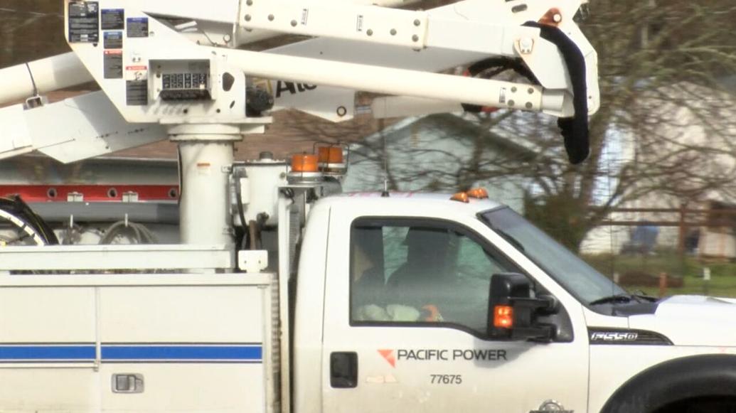 Pacific Power crews work on lingering outage areas such as Grants Pass ...