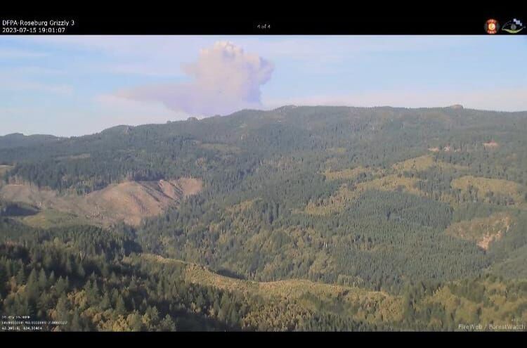 Flat Fire burning in Curry County in Oak Flat | | kdrv.com