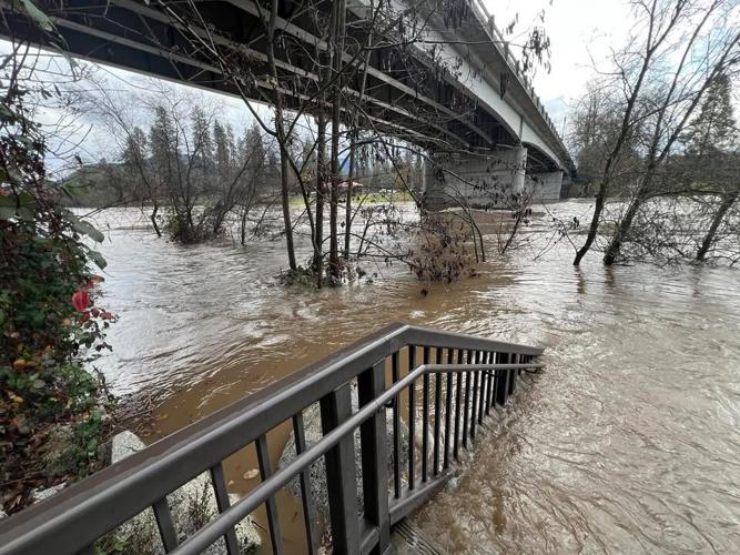 Pictures of flooding throughout the Rogue Valley | News | kdrv.com