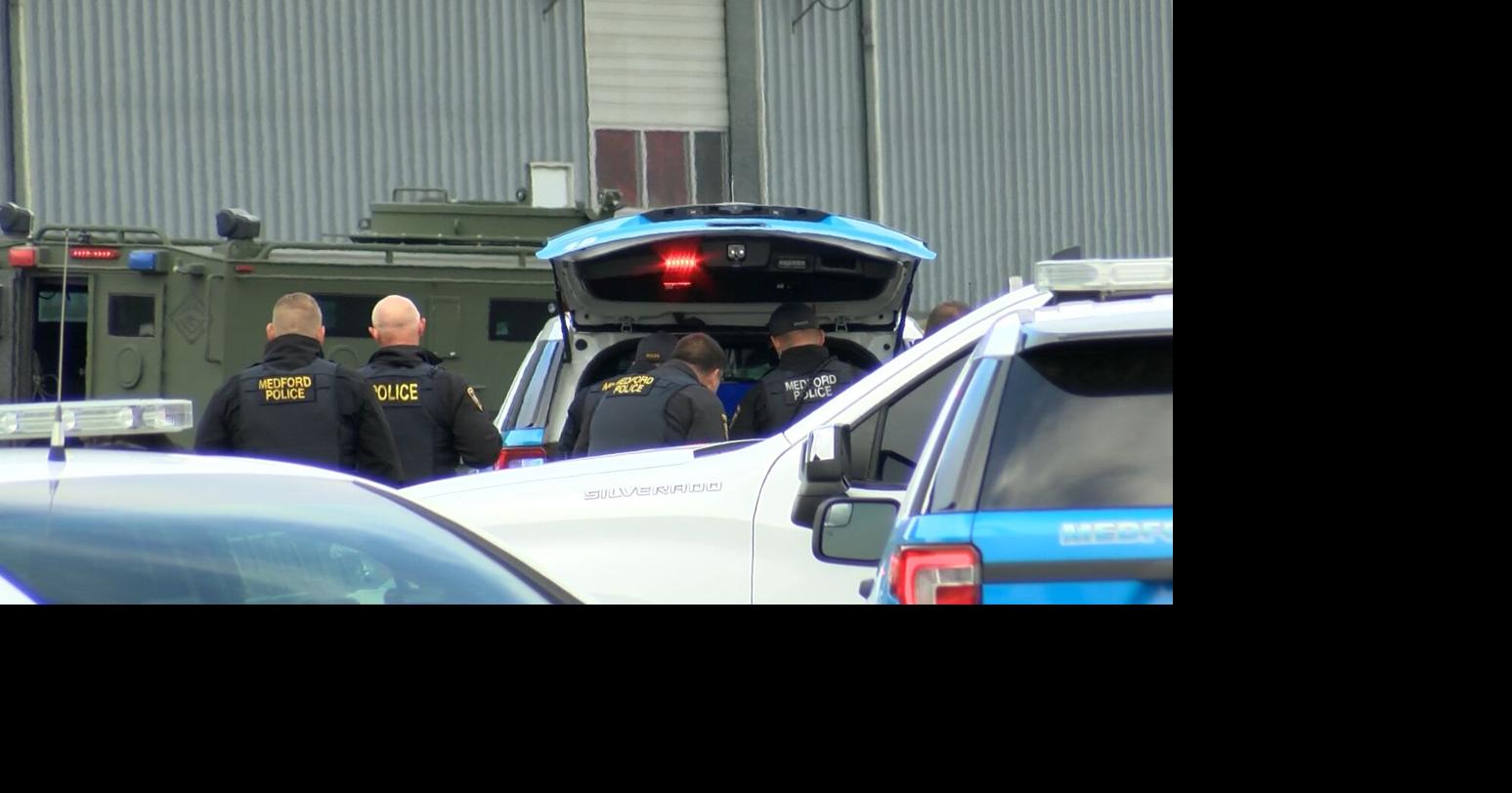 Medford Police end standoff with armed man after shots fired | Top ...