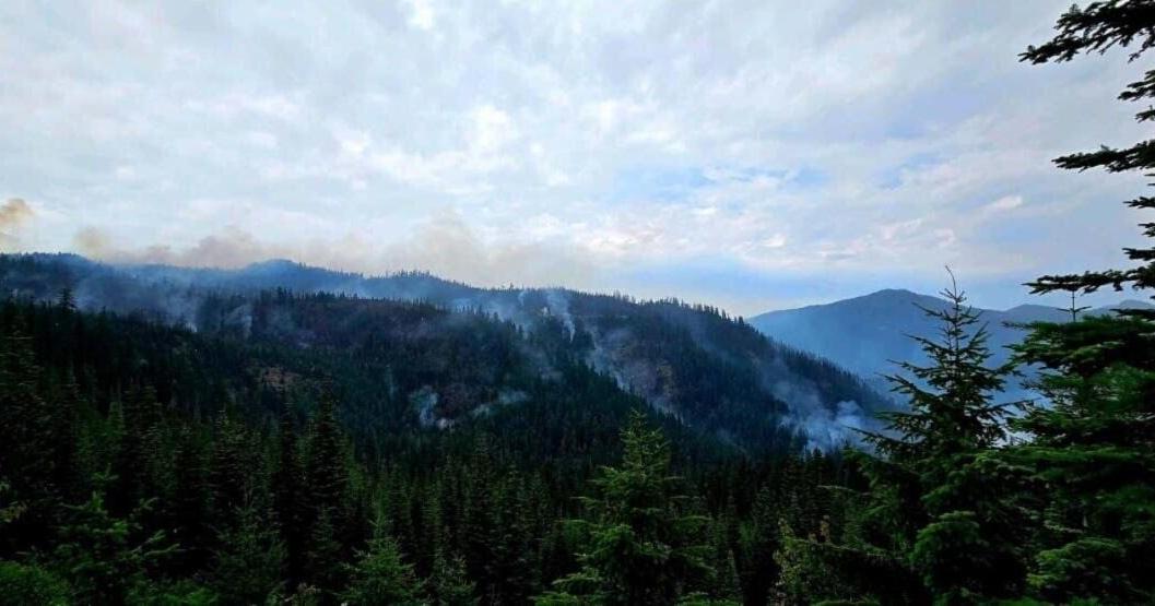 Wildfires will last until rain arrives, Forest Service says | FireWatch ...