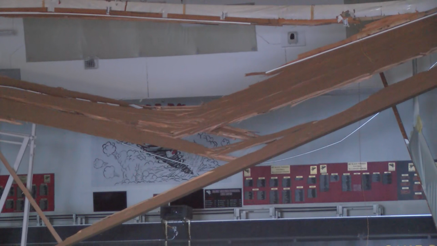 PHOTO GALLERY: Gym roof collapses at North Medford High School | Top ...