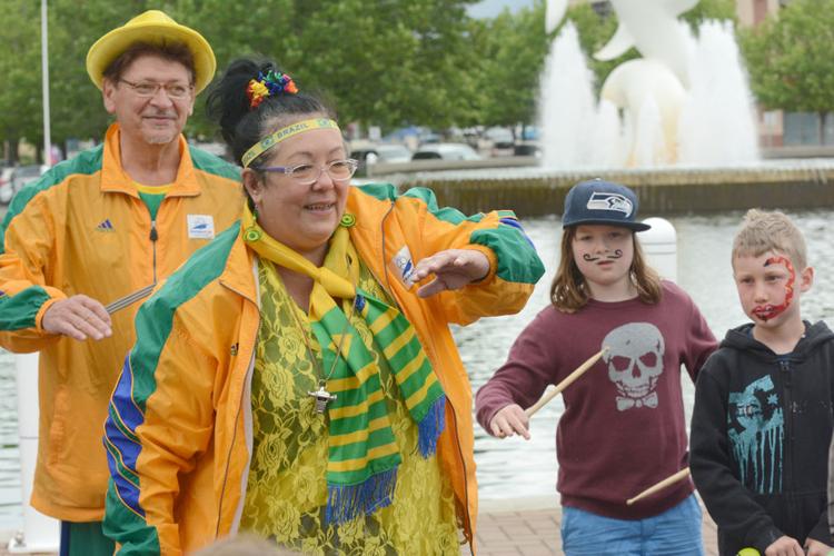 Fat Cat Children's Festival | Gallery | kelownadailycourier.ca