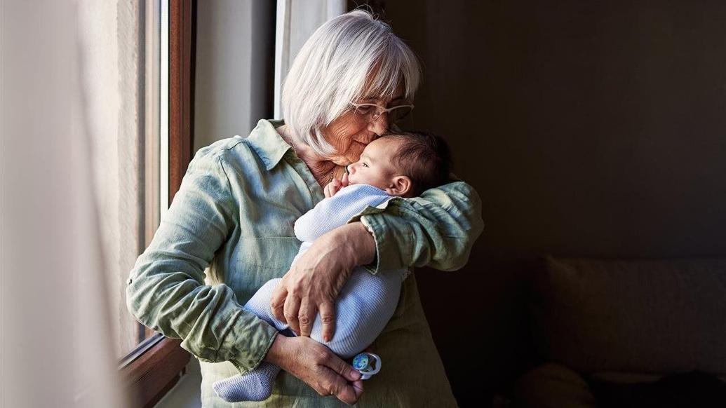 Grandparent 101: The Modern Grandparent’s Playbook | Online Features ...