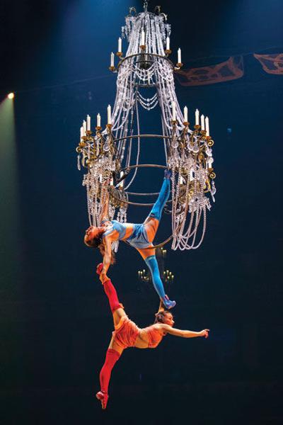 Review: Cirque du Soleil arena show delivers on lofty expectations ...