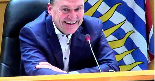New year begins with hefty pay raise for Kelowna mayor, councillors ...