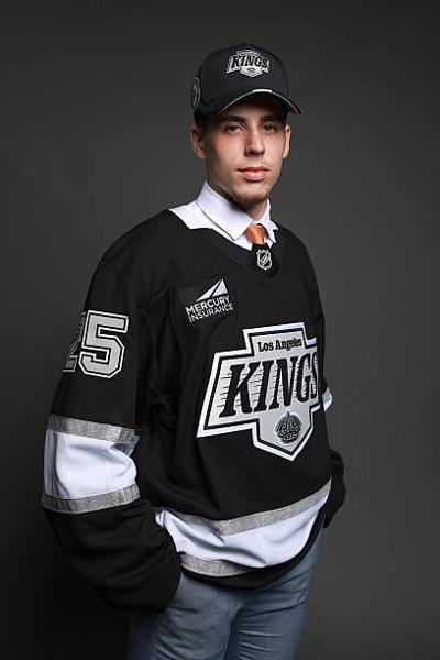 Rockets sign star forward, Kings prospect Cihar | Sports | kelownadailycourier.ca