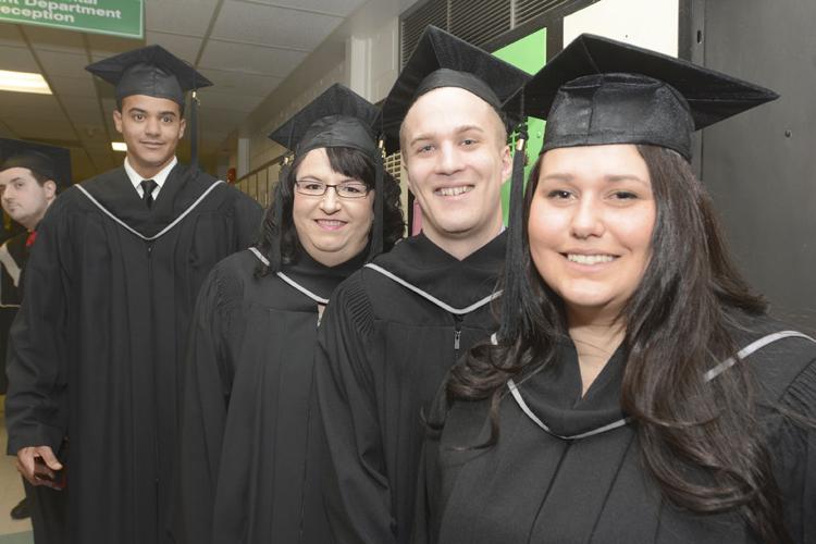Okanagan College winter convocation | Gallery | kelownadailycourier.ca