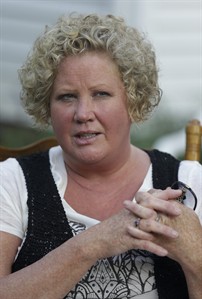 Adopted decades ago, 'Hicks babies' hope to find biological family ...