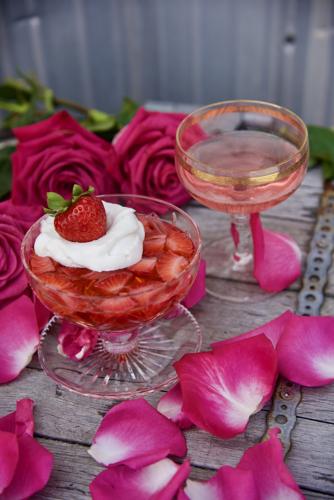 Rosé Jello is a pretty and delicious summer dessert | Life ...