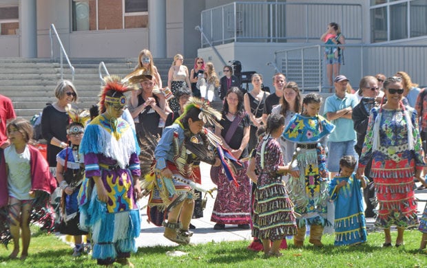 Statue of 1850s Syilx chief completes circle for sculptor | News ...