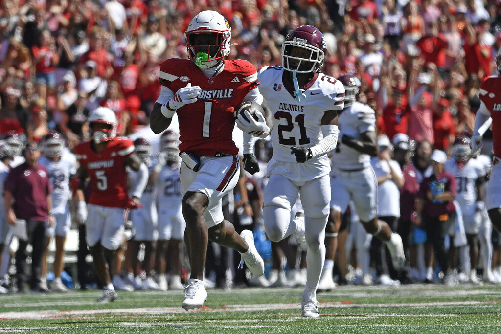 Star running back Isaac Brown to transfer, delivering another blow to U ...