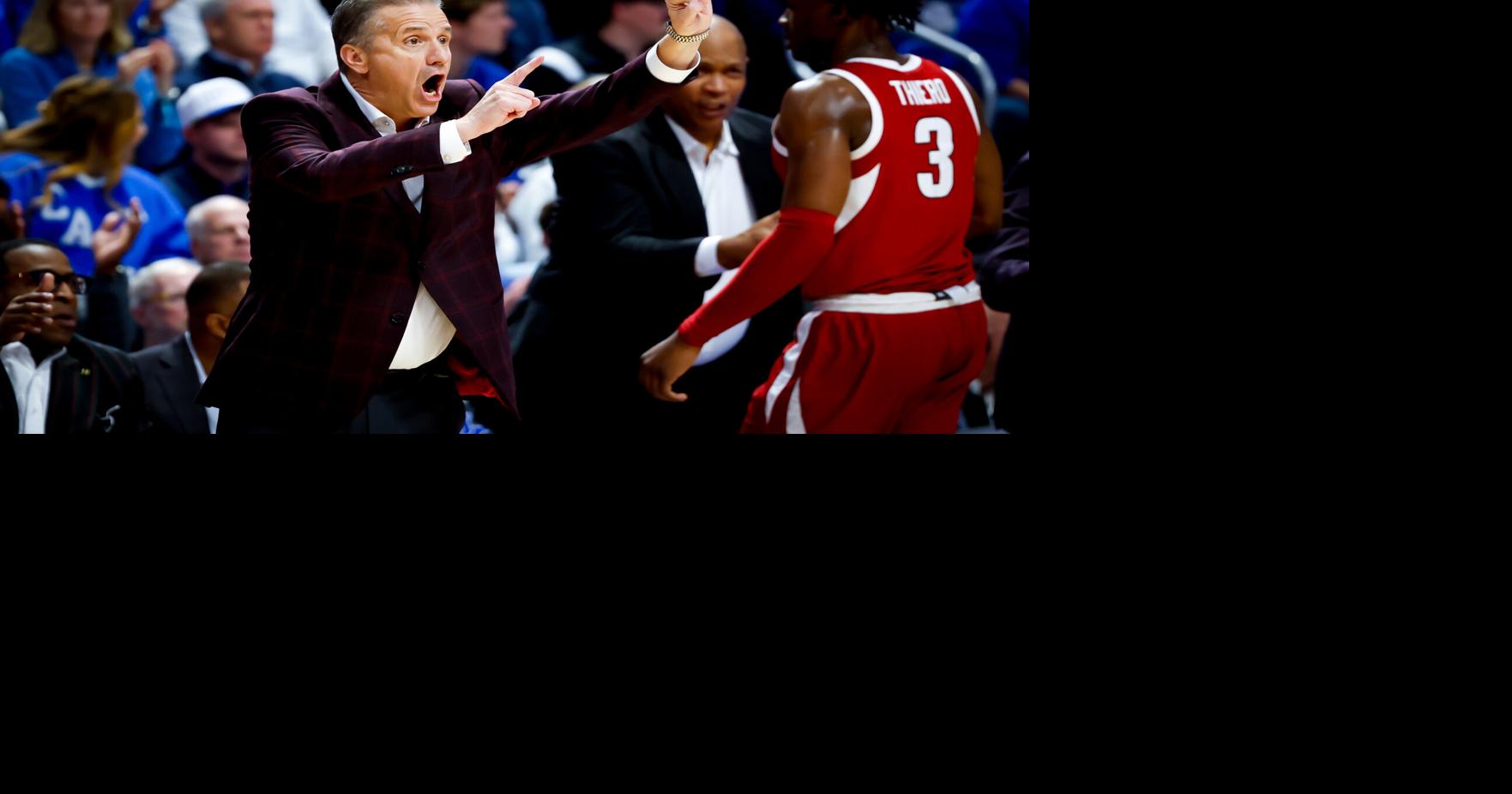 Emotional loss to Calipari, Razorbacks leaves Cats feeling hurt ...