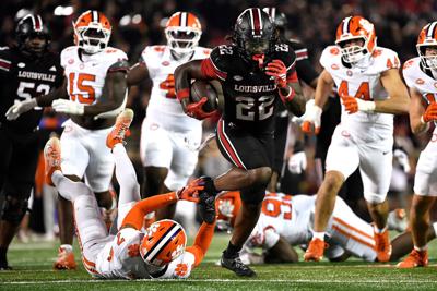 Keyjuan Brown out, Moss questionable for Cards' final ACC game at SMU ...