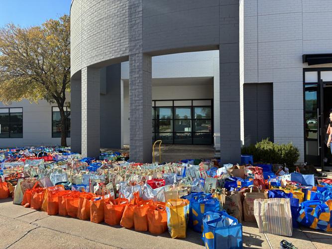Dallas-area churches use Thanksgiving as opportunity for ‘Serving ...