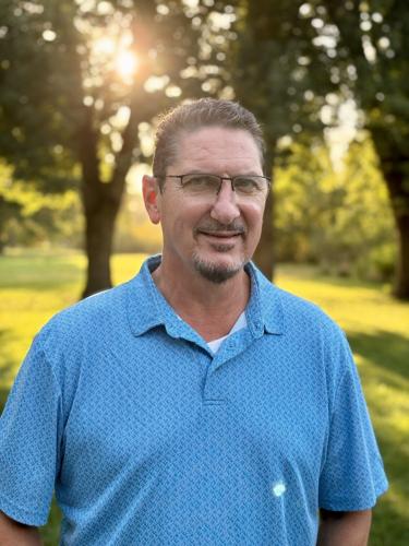 Through COVID, cancer and broken bones, pastor preaches on strength ...